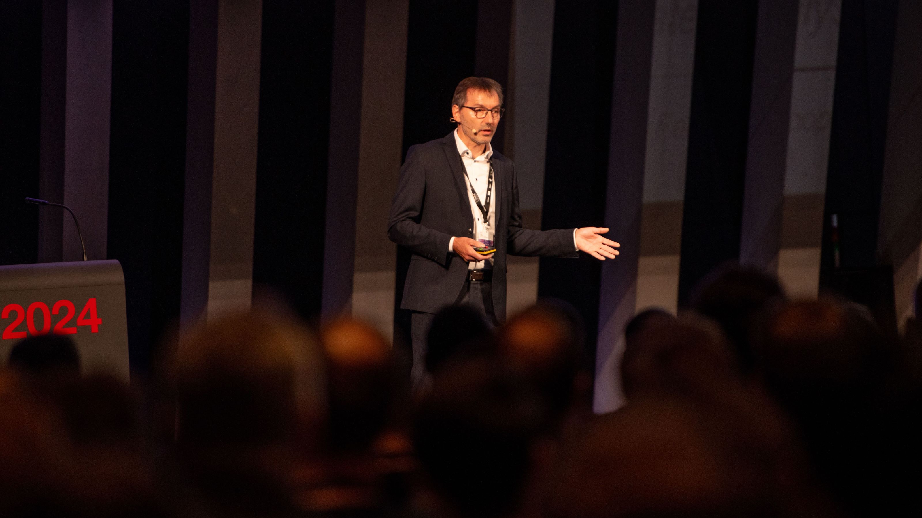 Bildbeschreibung anzeigen Daniel Keim, Professor für Datenanalyse und ...